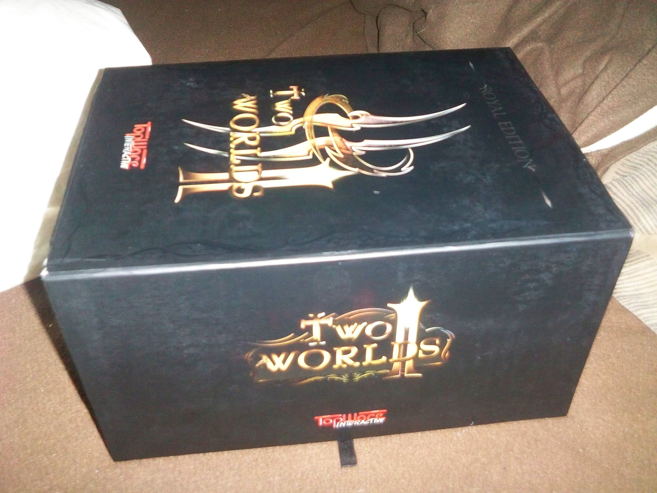 Two Worlds II Royal Edition Unboxing