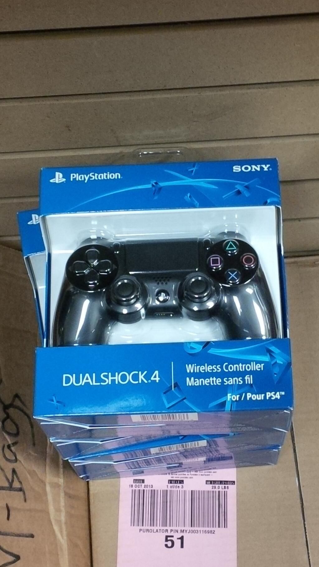 First Pictures of Actual Boxed DualShock 4 PS4 Controllers Show that ...