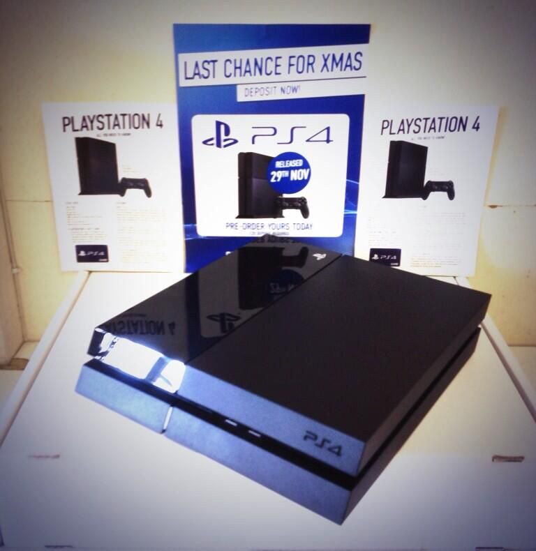 Dummy PS4 Units Delivered to GAME Stores, Close-up Picture of the Port ...