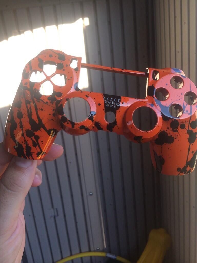 Watch the PS4's DualShock 4 Disassembled and Repainted in Lovely ...