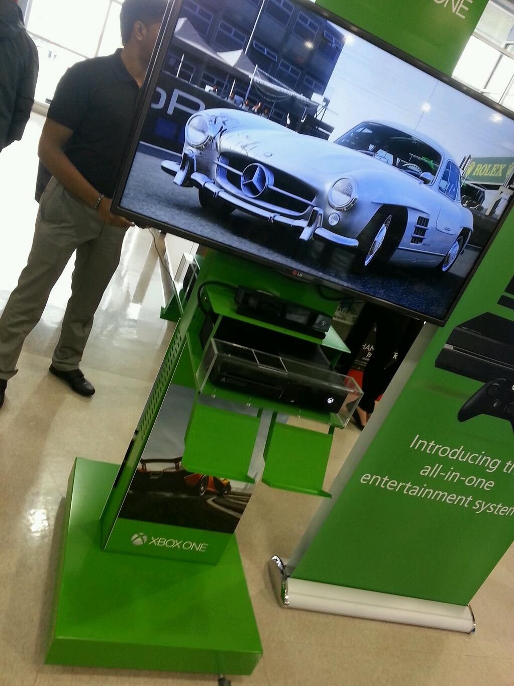 These Xbox One Demo Stations are Quite Simple, Still Very Green