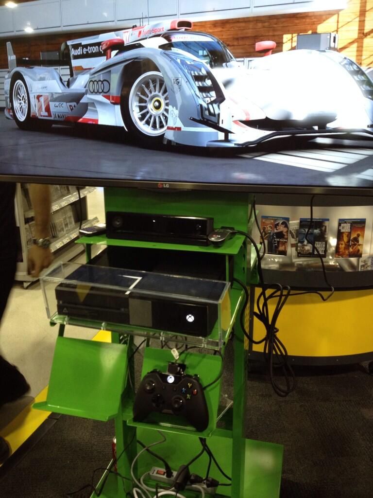 These Xbox One Demo Stations are Quite Simple, Still Very Green
