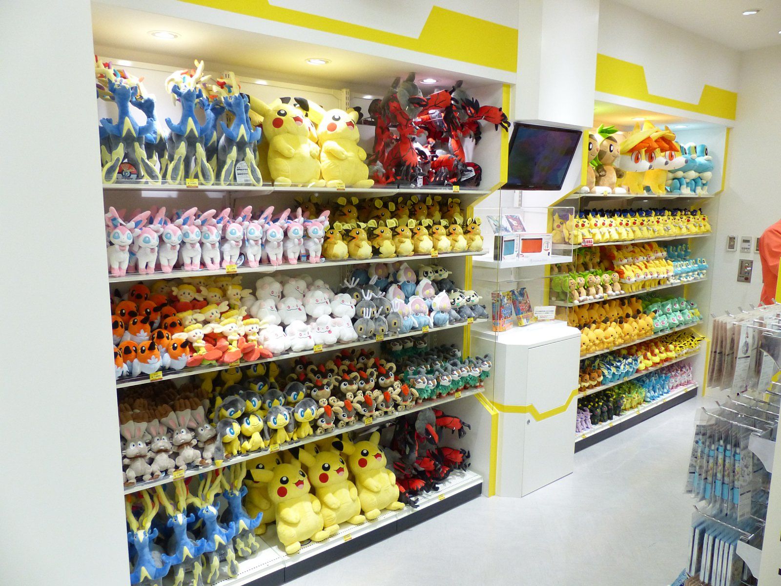 Pokémon Store in Tokyo Opens Today, is Filled With Adorable Pikachu ...