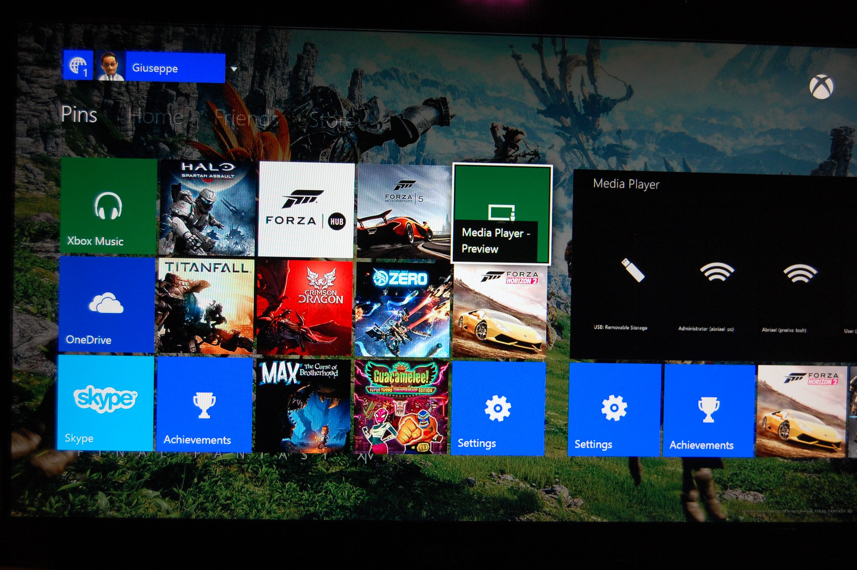 Xbox One Update's New Custom Backgrounds from File: Check Out How Sleek ...