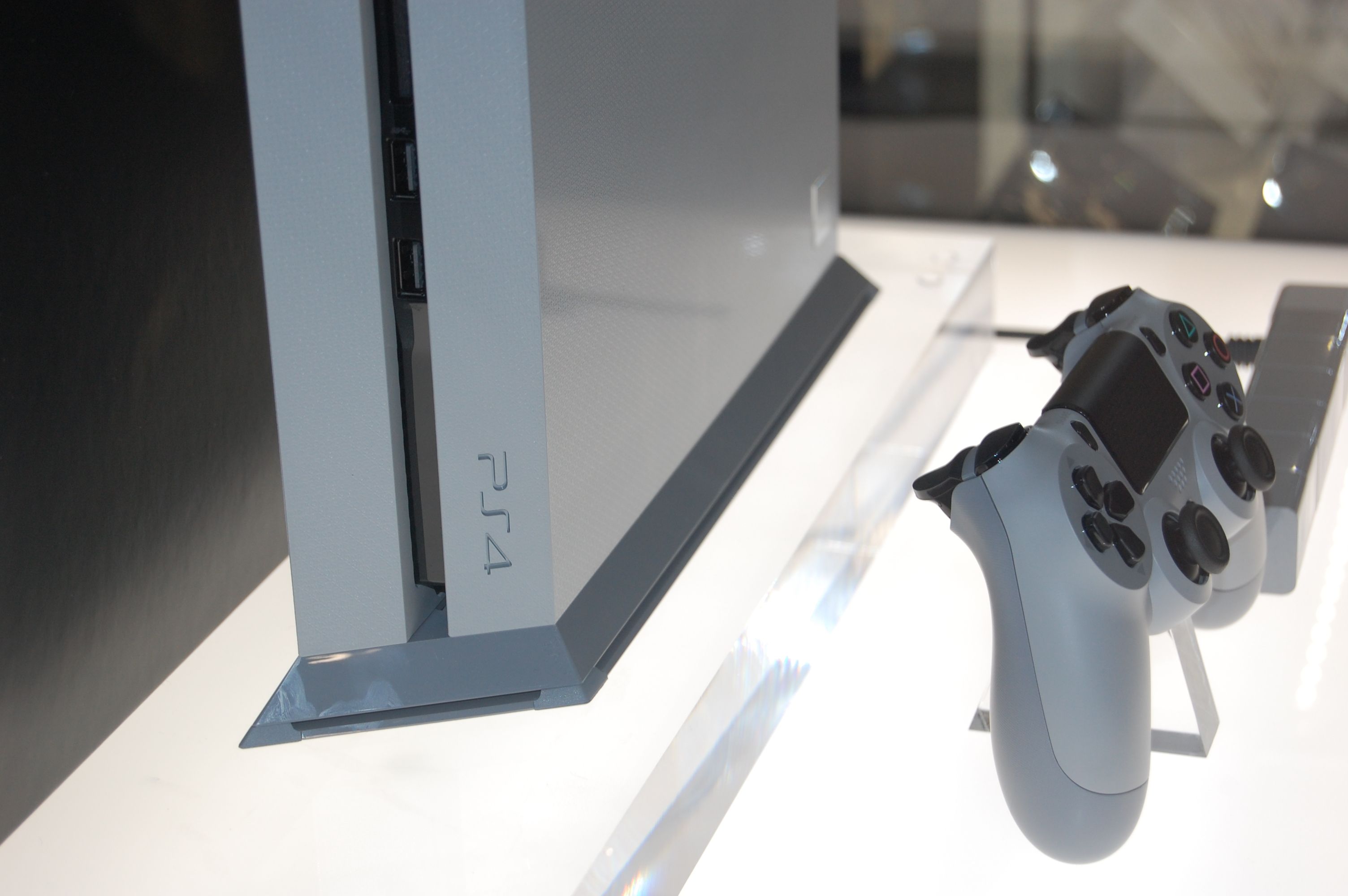 Check Out the Legendary #00001 PS4 20th Anniversary and Much More in ...