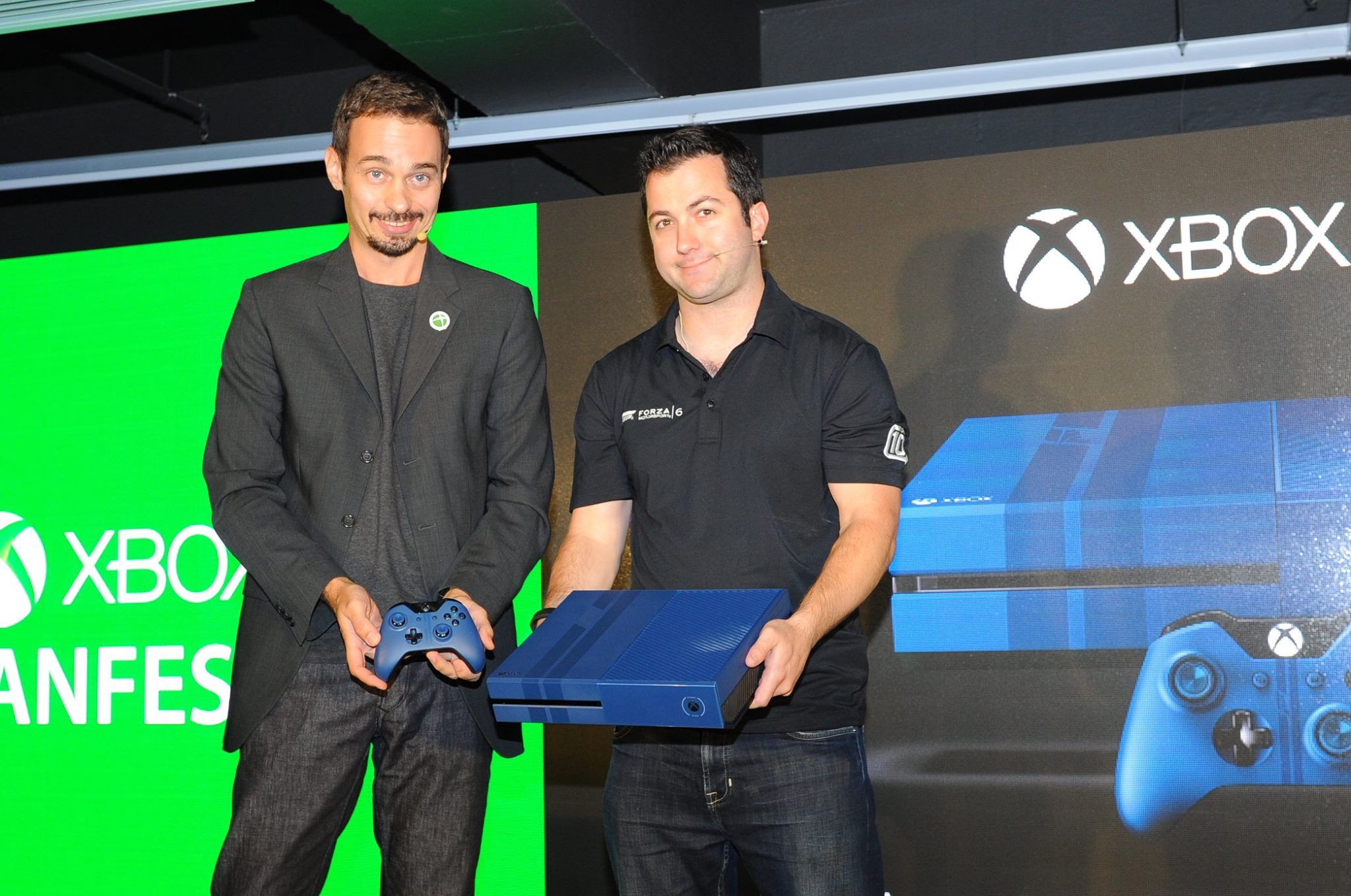 Microsoft Hosts New Xbox One Fanfest in Hong Kong: Check Out The Crowd ...