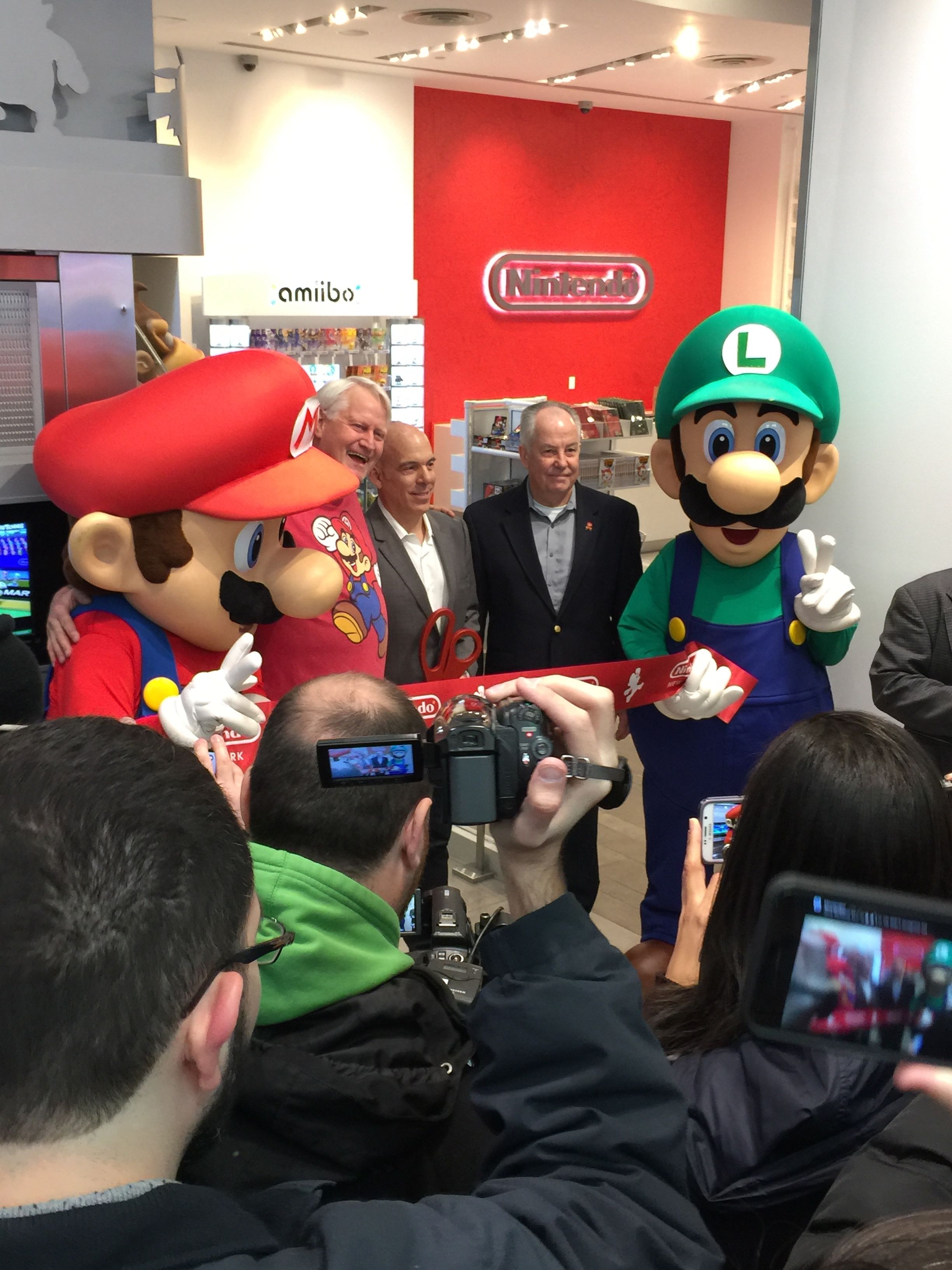 Nintendo NY is Back in New York City; Check Out Photos from the Grand ...