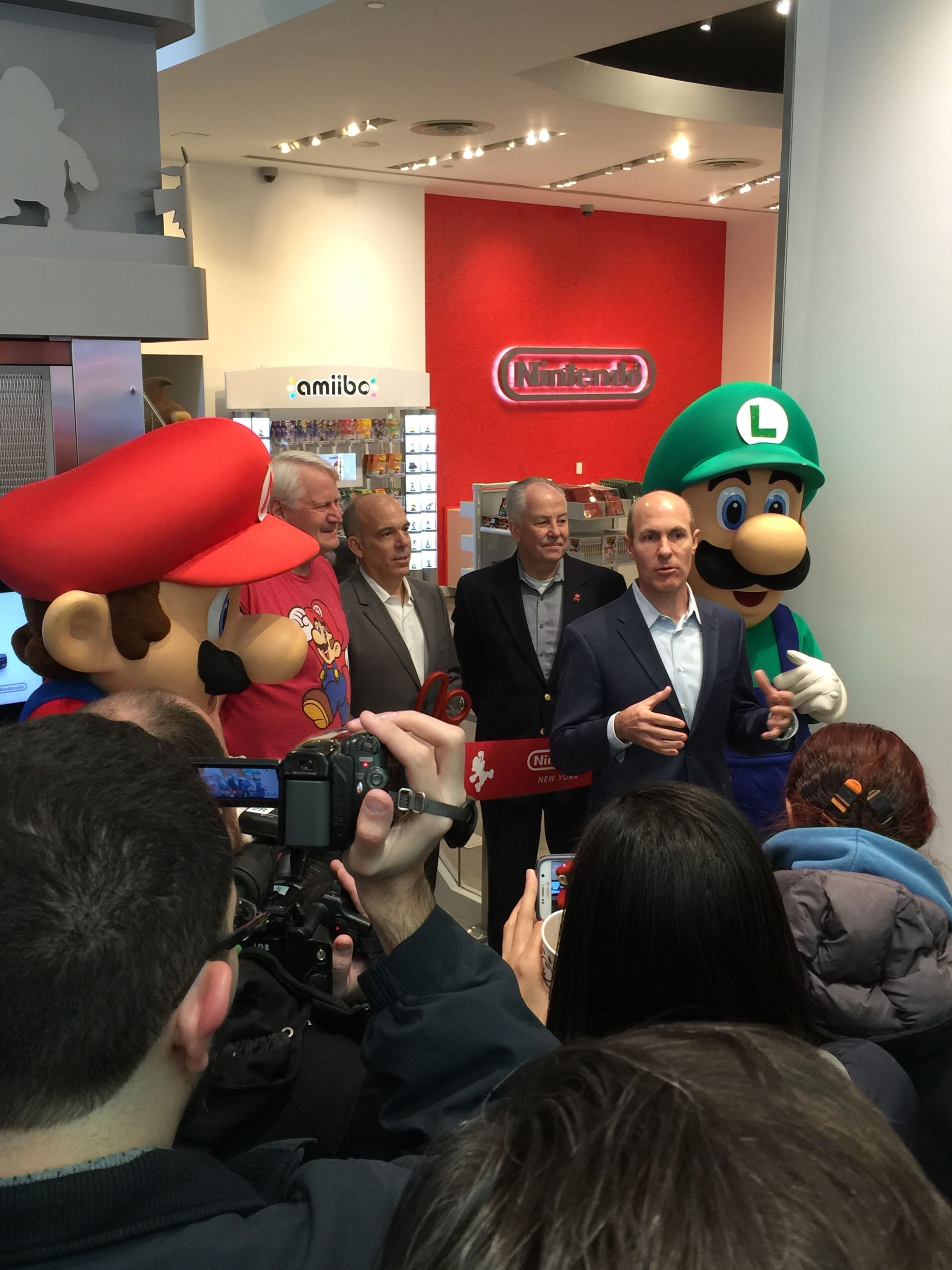 Nintendo NY is Back in New York City; Check Out Photos from the Grand ...