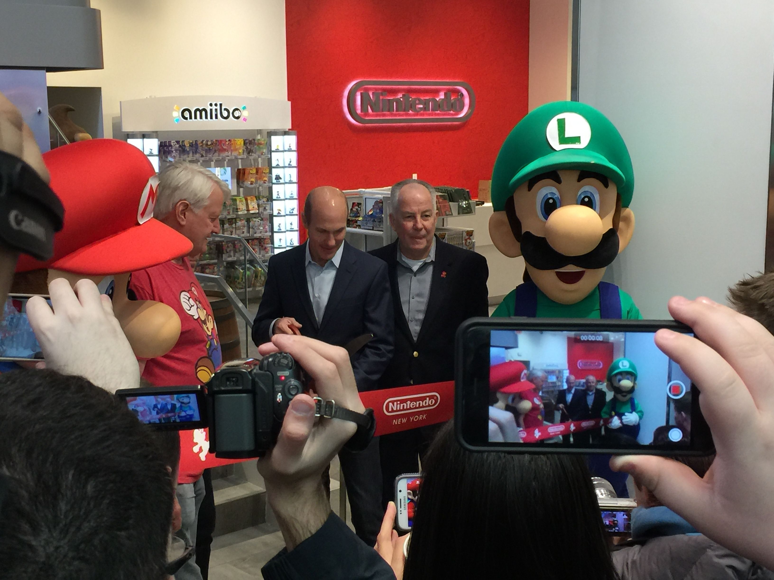 Nintendo NY is Back in New York City; Check Out Photos from the Grand ...