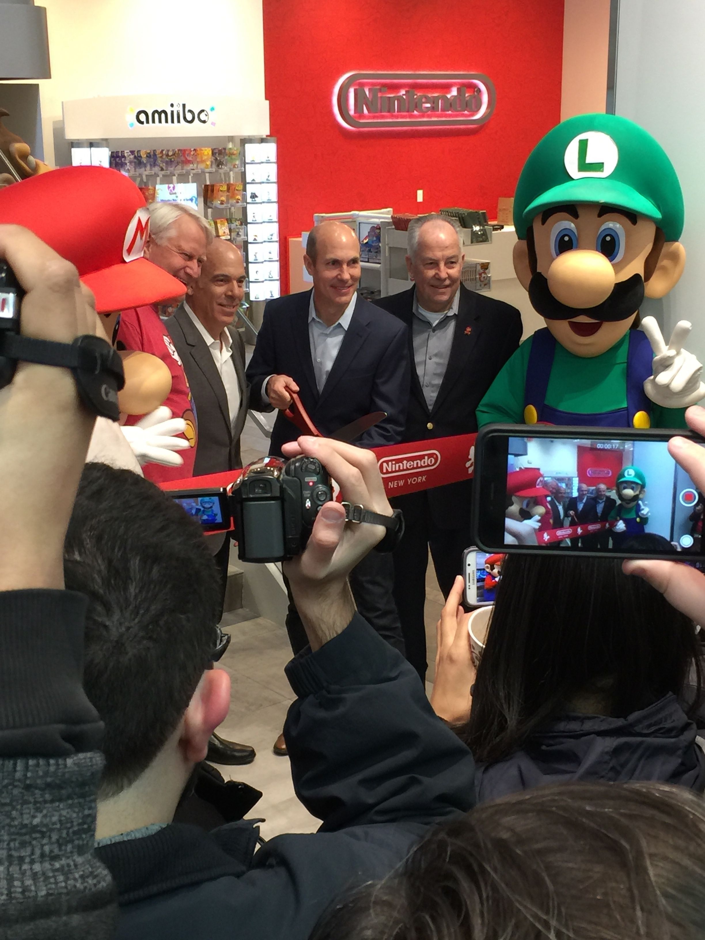 Nintendo NY is Back in New York City; Check Out Photos from the Grand ...