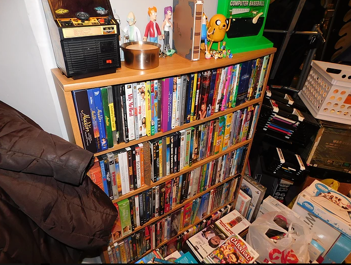 Impressive Collection of Vintage PCs and Games Going Up For Auction
