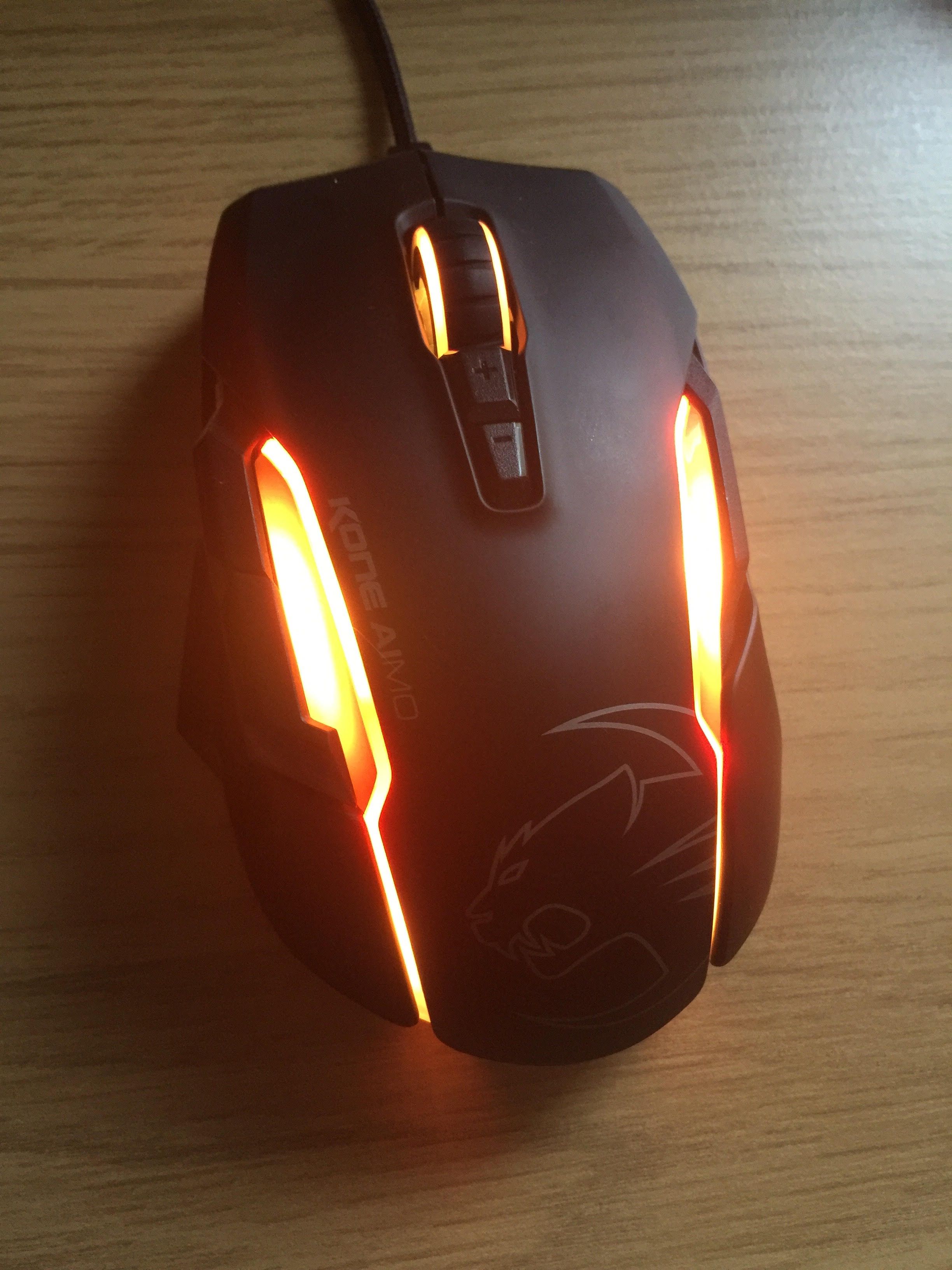 Roccat Kone Aimo Gaming Mouse Review — A Game of Roccat and Mouse