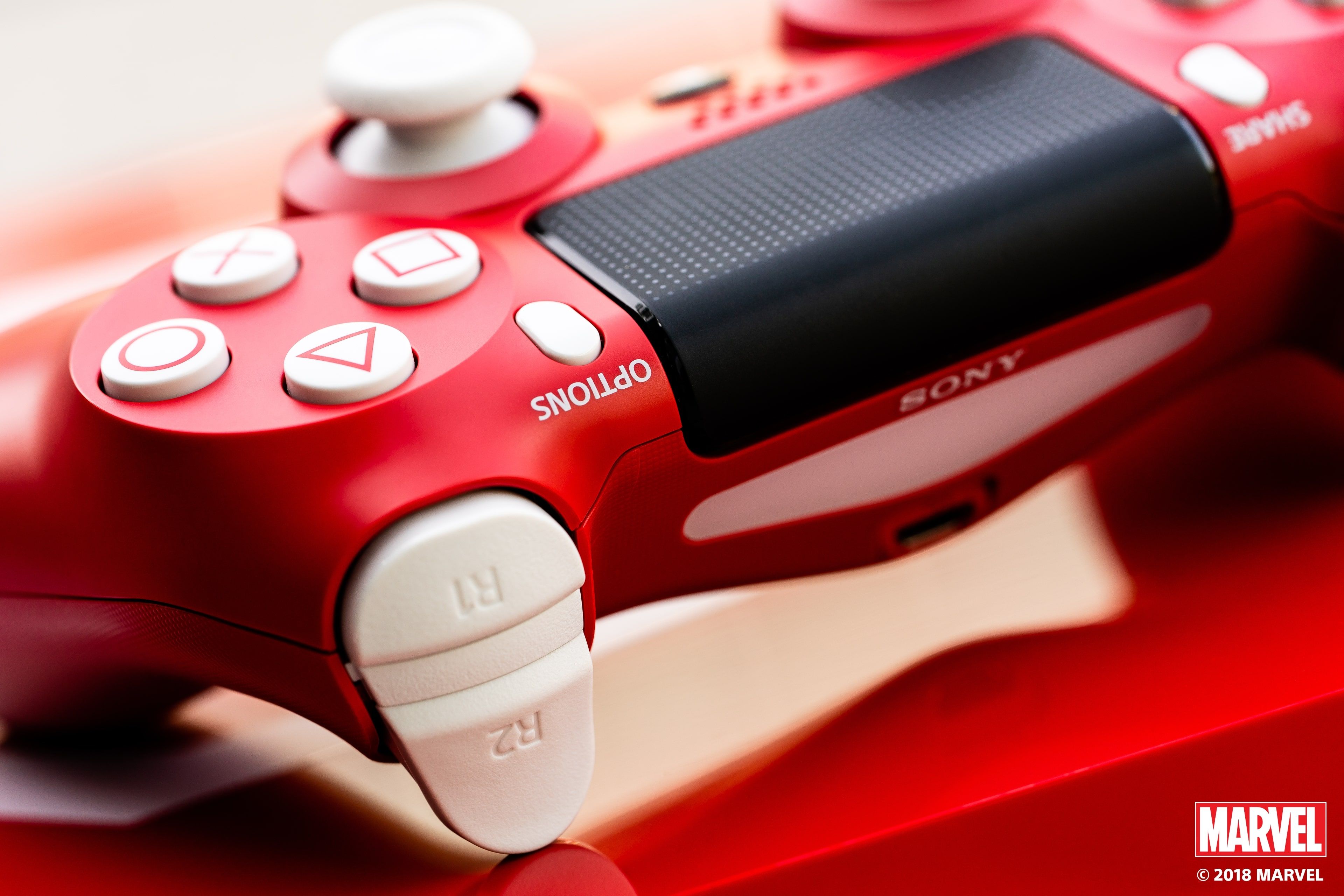 Marvel's Spider-Man Limited Edition PS4 Pro Bundle Gets Stunning New Hi ...