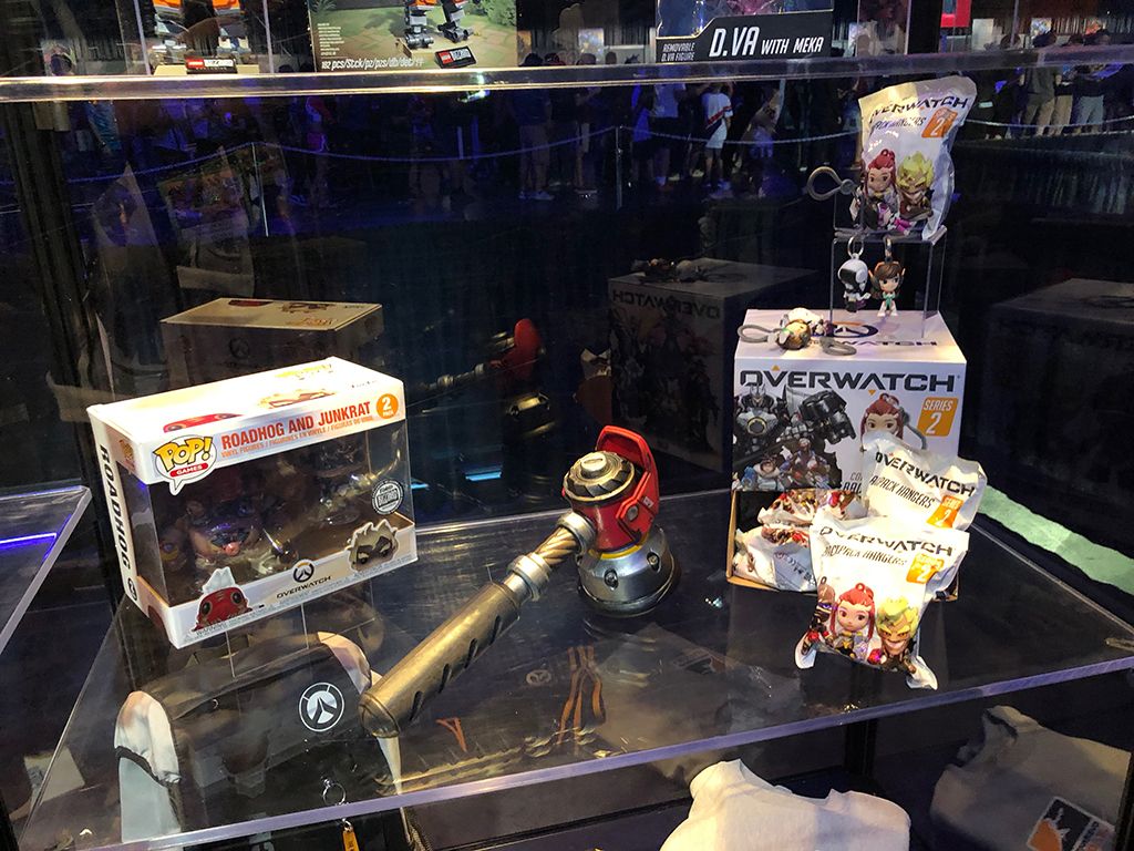 BlizzCon 2018 — Photo Highlights from the Show Floor, Cosplay, Merch ...