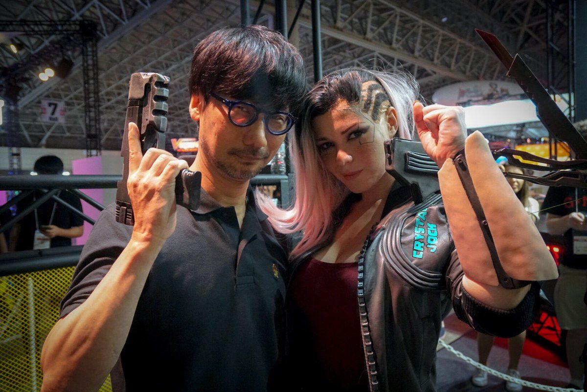 Hideo Kojima Meets Cyberpunk 2077 at CD Projekt Red's Tokyo Game Show Booth