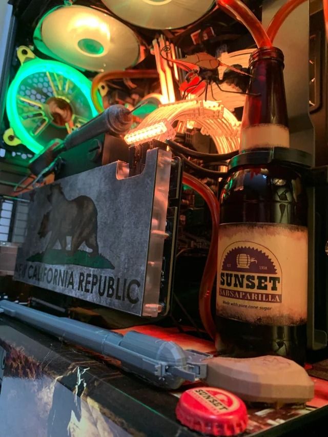 Fallout: New Vegas Fan Pays Homage With Epic Custom PC Build