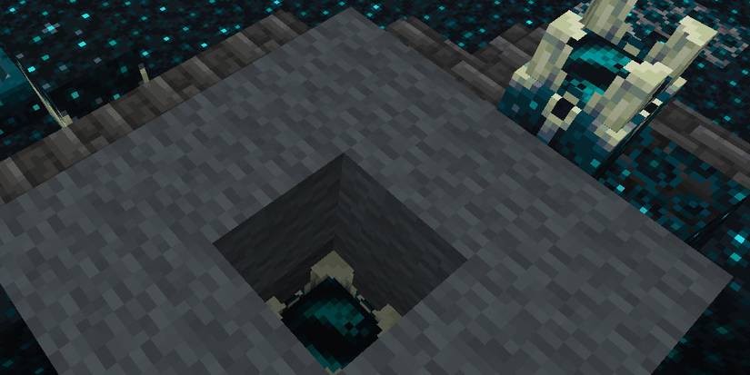 Minecraft: How To Safely Navigate The Deep Dark